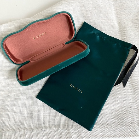 Gucci | Accessories | Gucci Velvet Hardshell Eyeglass Case Accessory ...